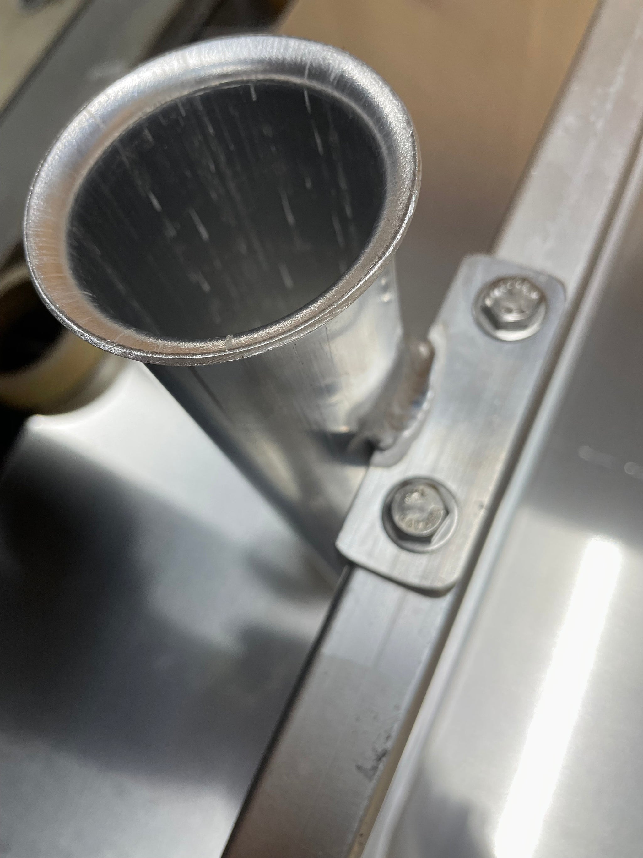 Bolt-on Rod Tubes – Deerfield Fabrication & Welding